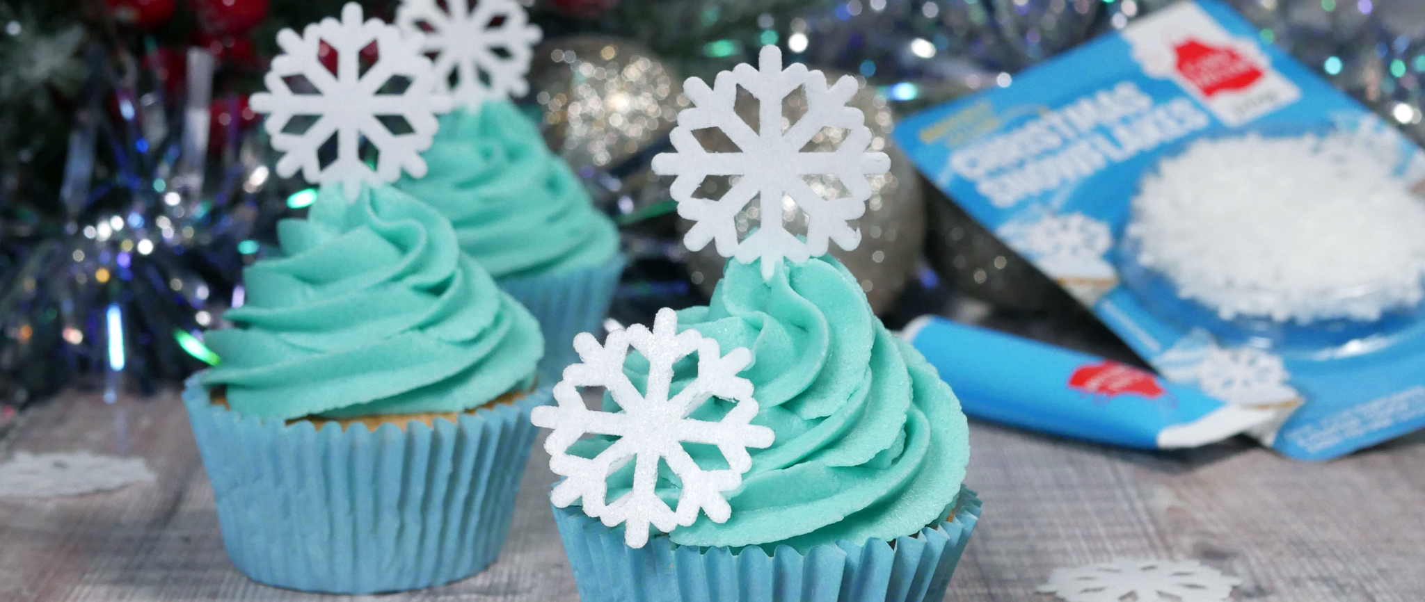 Snowflake Cupcakes - My Cake Decor